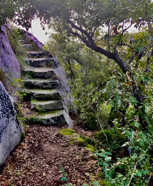 Explore the Murgia Materana UNESCO Park (Italiano & Espanol) - Key Points