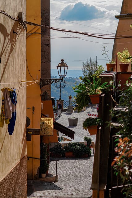 Explore the Natural and Cultural Beauty of the Roman Castles - Who Will Love This Tour?