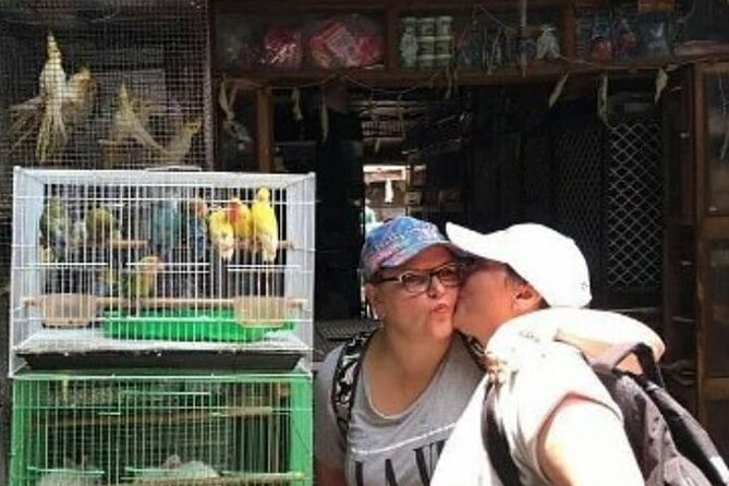 Explore the New colorful places in Mumbai Market Tour - The Sum Up