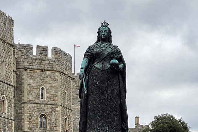 Explore Windsor Castle and Hampton Court Palace - FAQ