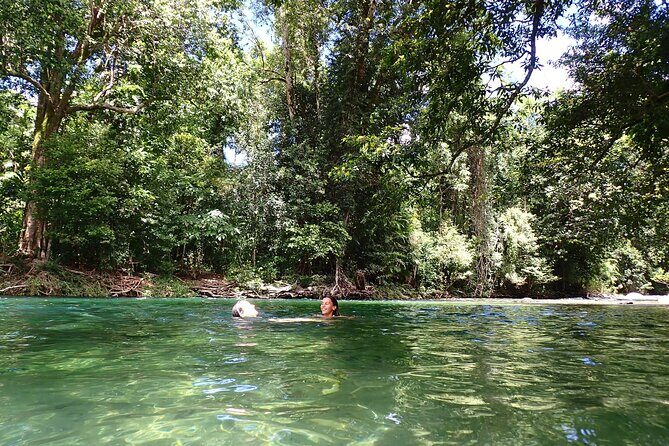 Explorer Tour by Cairns Waterfalls - Starting Point and Overall Structure