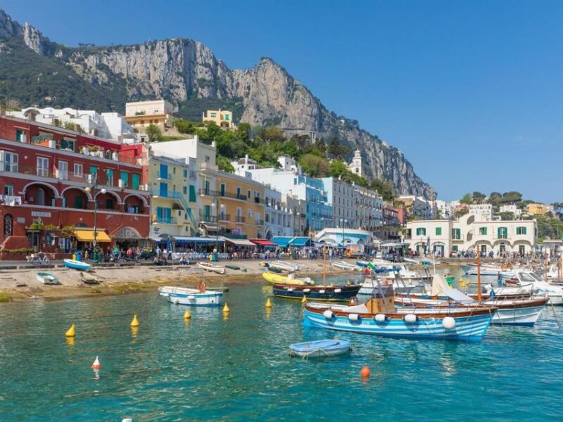 Exploring Italy: From Napoli to Capri - A Complete Breakdown of the Tour Experience