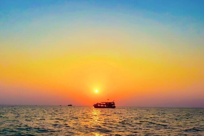 Exploring Phu Quoc Sunset and Night Squid Fishing with Dinner - What Could Be Improved