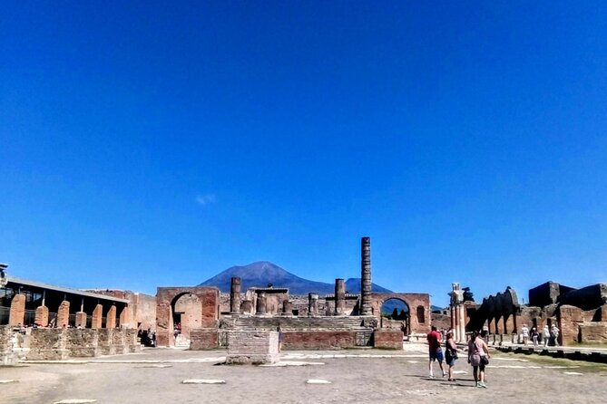 Exploring Pompeii - Exploring Architectural Marvels