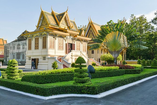 Exploring the Best of Phnom Penh: A Full Day Tour - Who Should Book This Tour?