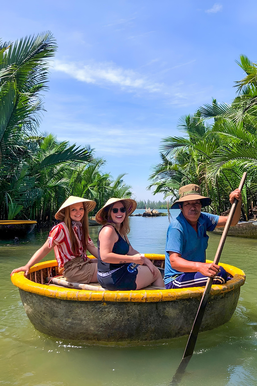 Exploring the Vibrant Cai Rang Floating Market in Can Tho - Exploring Small Canals: Peaceful and Picturesque