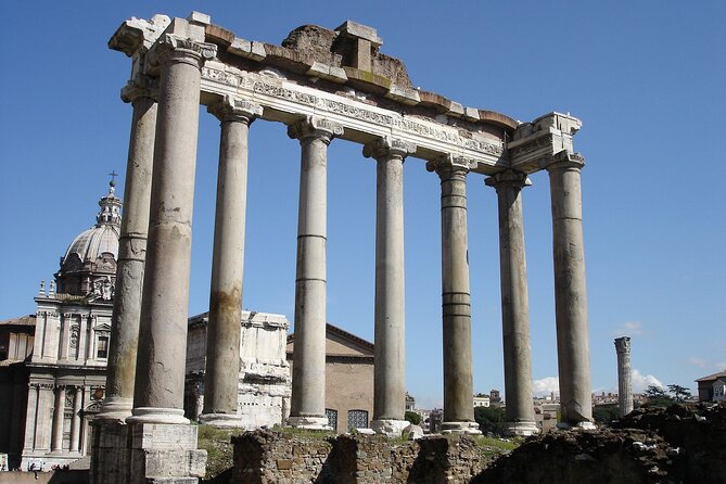 Express Colosseum Tour& Ancient Rome Access - The Experience of the Guide