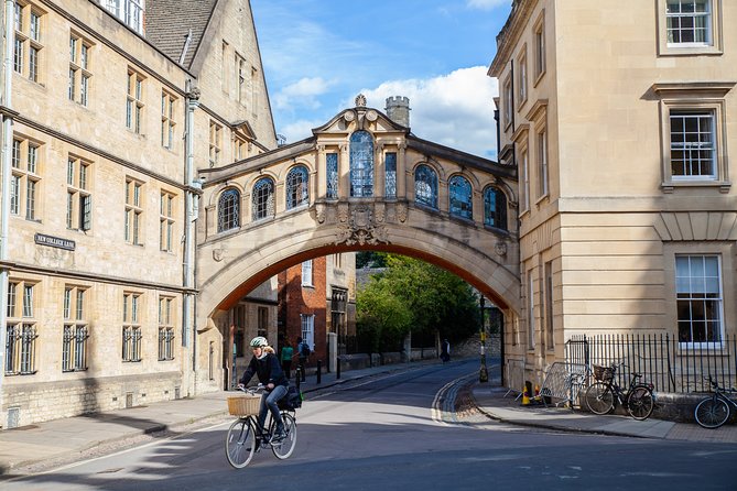 Extended: Oxford University & City Tour With Christ Church - Meeting Point and Accessibility Features