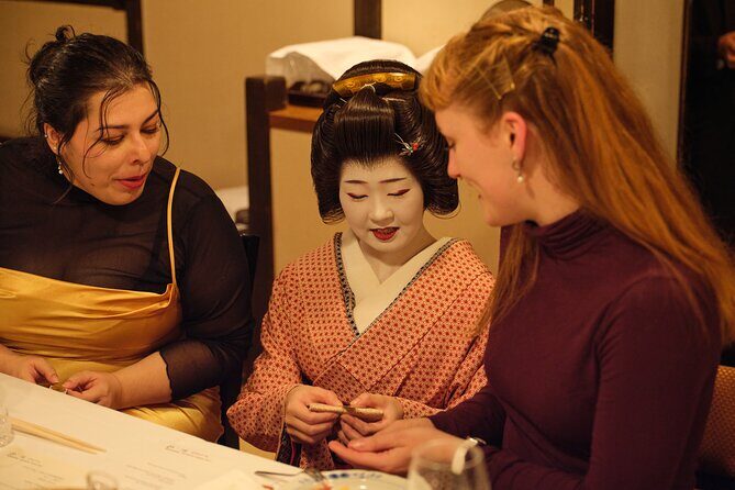 Extraordinary Geisha Experience and Private Hokkaido Dinner - Who Should Book This Tour?