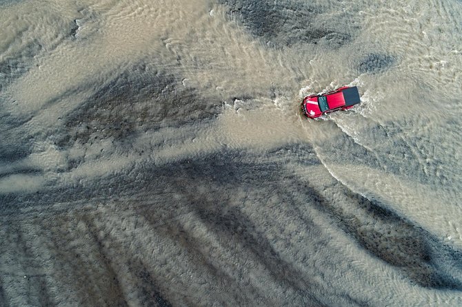 Eyjafjallajokull and Thorsmork Experience - Glaciers and Mountains in a Super Jeep