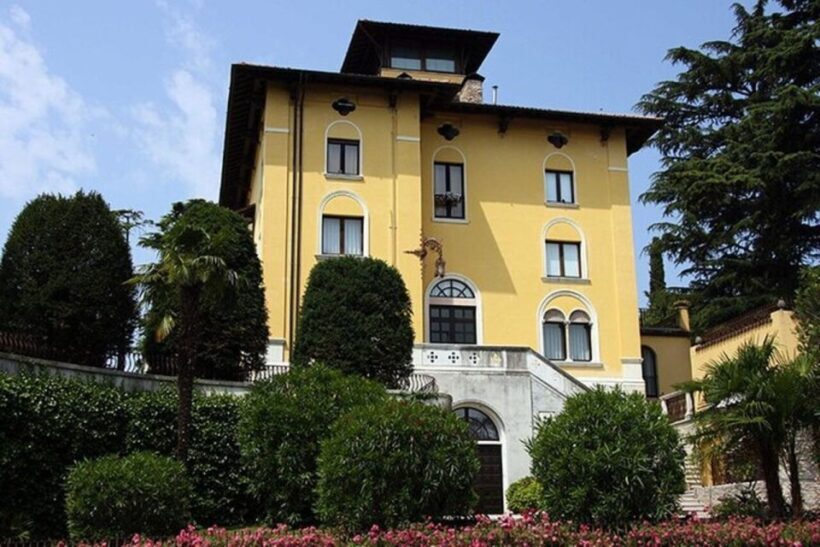 Fabulous Heritage of Sirmione - Walking Tour - Santa Maria della Neve Church and Other Highlights