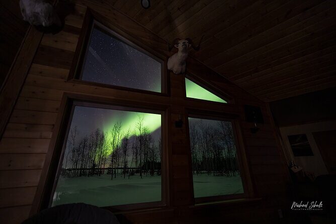 Face The Outdoors Northern Lights Tour Solo Traveler - An Authentic, Comfortable Aurora Experience