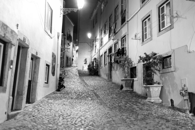 Fado: Musical Walking Tour + Food & Live Show - Who Will Love This Tour?