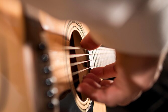 Fado Tour With Guide, Dinner & Live Show in Porto - Delving Into the History of Fado