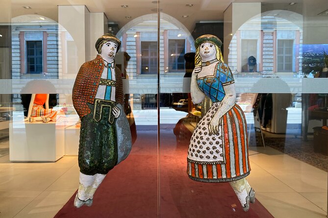 Fall in Love With Munich in a Private Old Town Walking Tour - Convenient Meeting and Pickup Details