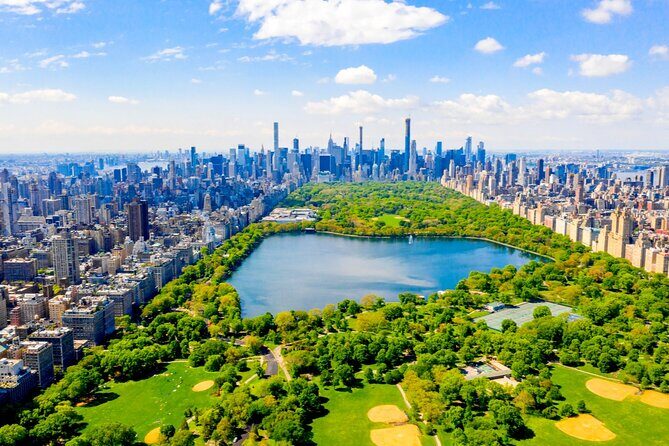 Falling in Love in NYC: Self-Guided Romantic Story Walk - What Makes This Tour Stand Out