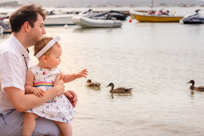 Family & Couple Photoshoot With a Professional Photographer - Frequently Asked Questions