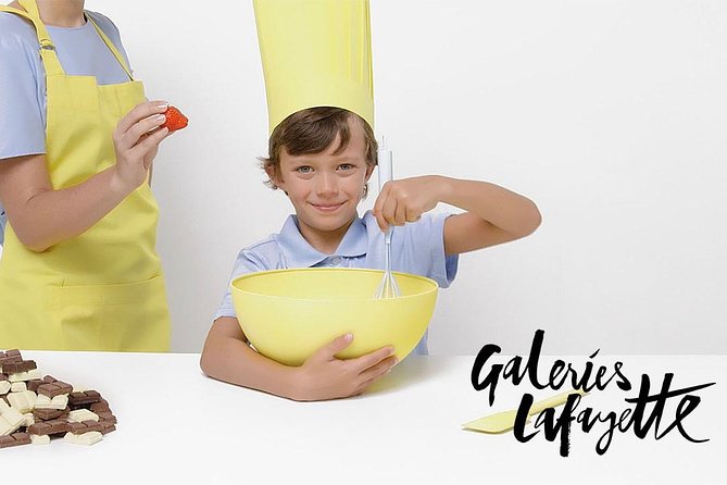 Family experience-Macaron Bakery Class at Galeries Lafayette - The Content and Learning Aspects