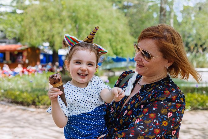 Family Friendly Madrid Private City Tour - Meeting and Pickup Details