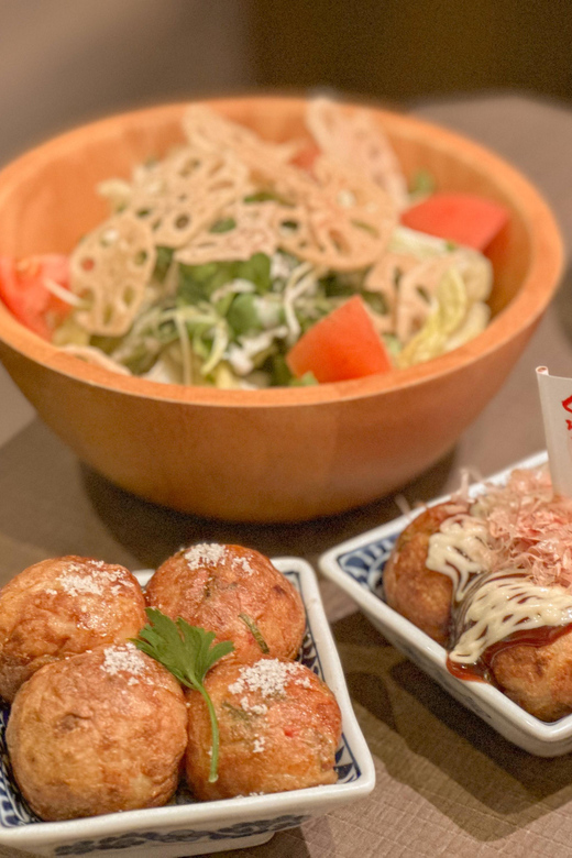 Family-Friendly Night Out in Shibuya: Food, Drinks & Games! - Takoyaki Time: Savoring the Octopus-Filled Goodness