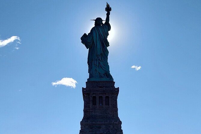 Family Friendly Statue of Liberty and Ellis Island Private Tour - A Close Look at the Experience