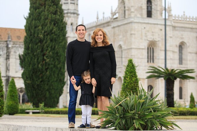 Family photo shoot in Cascais with a professional photographer - The Itinerary and Locations