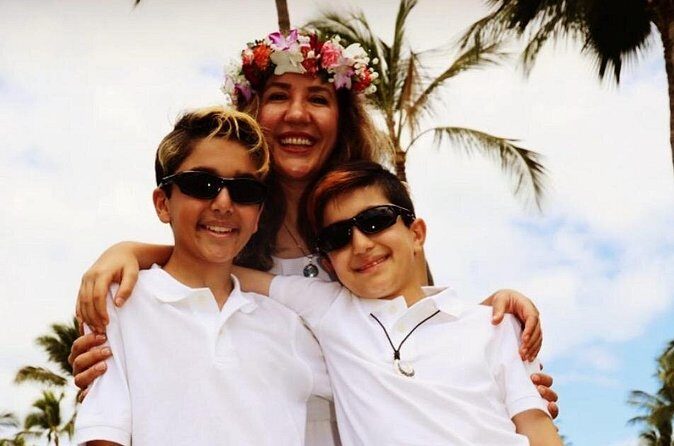 Family Portraits and Drone Photography in Maui - Who Should Consider This Tour?