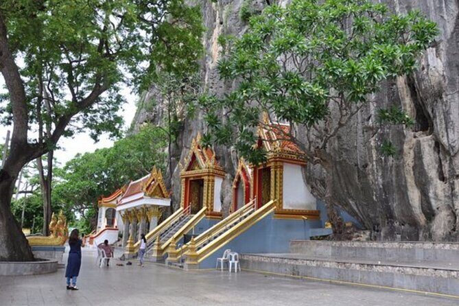 Famous Floating Market Damnoen Saduak Day Tour with Private Guide from Hua Hin - FAQ