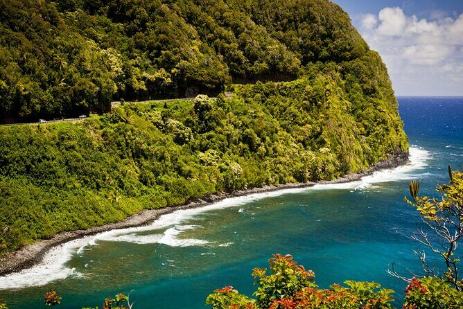 Famous Road to Hana Waterfalls, Black Sand Beach & Lunch - A Deep Dive into the Tour Experience
