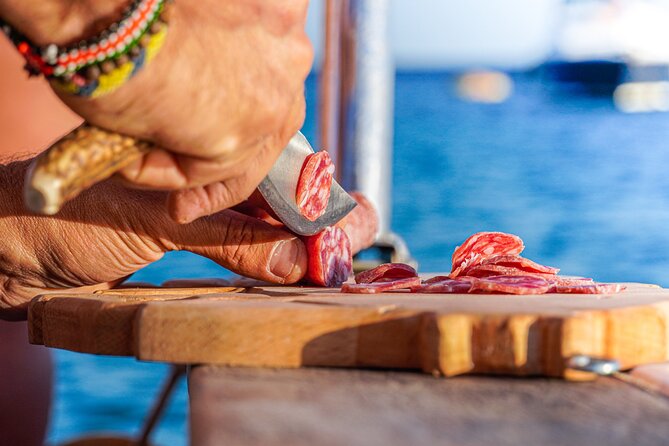 Fantastic Sunset Excursion by Boat to the Devils Saddle - Exploring the Meeting and Pickup Details