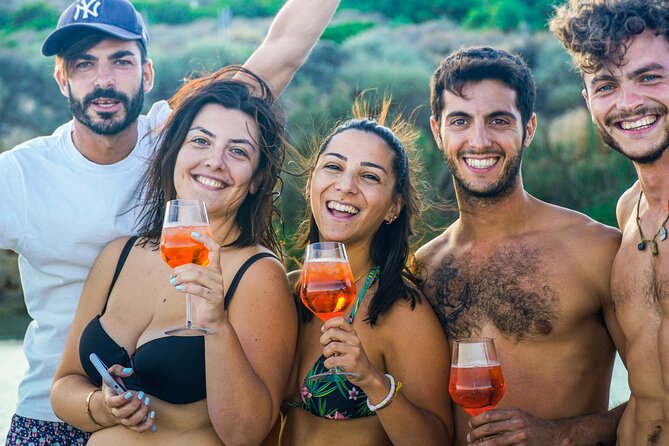 Fantastic Sunset Excursion by Boat to the Devils Saddle - Weathering the Elements