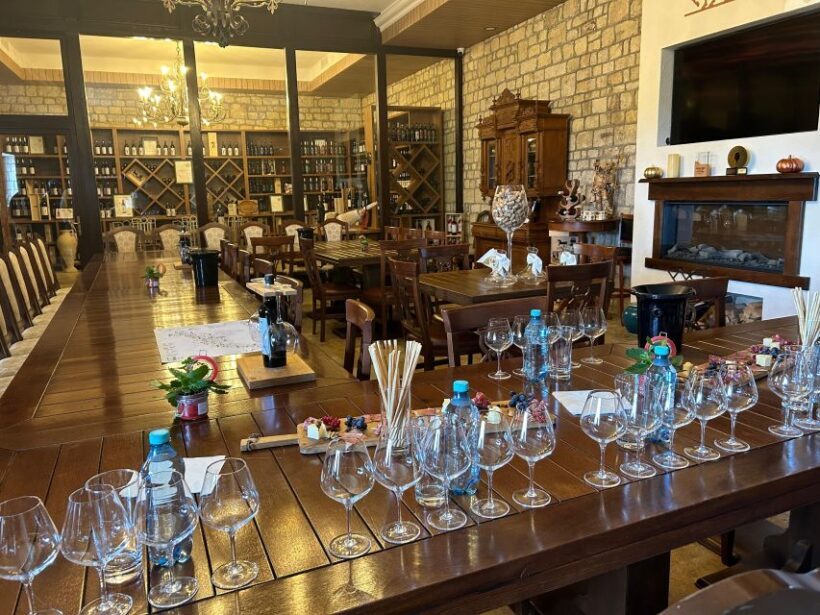 Fantastic wine tour in diferent wineries (Great Hill) - A Close Look at the Tour Itinerary
