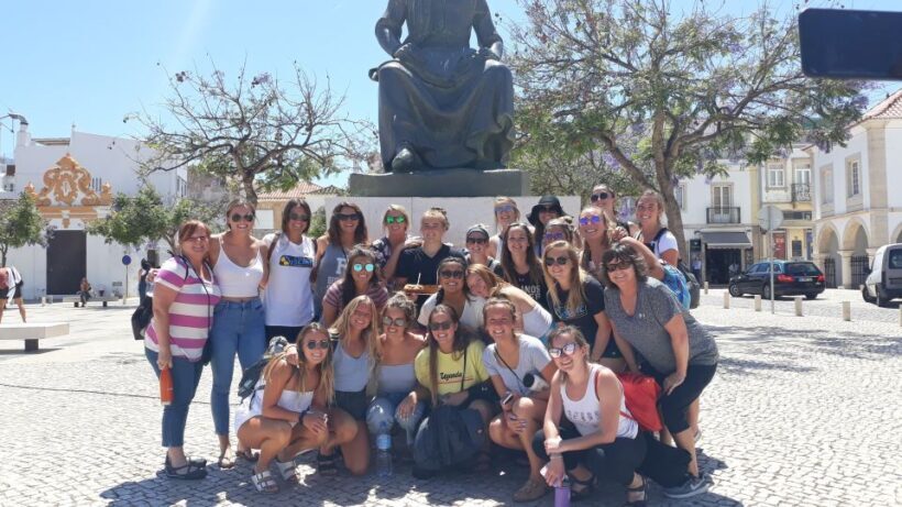 Faro: Old Town Guided Walking Food Tour - Guides & Atmosphere