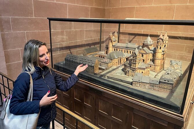 Fascinating Heidelberg Sightseeing Walking Tour - The Stunning Heiliggeistkirche