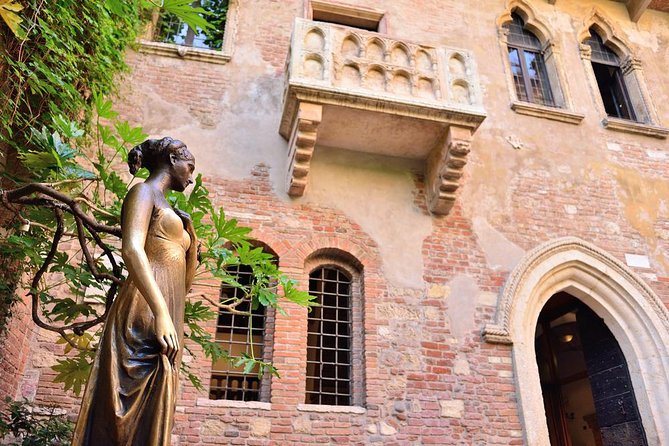Fascinating Verona: in the Footprints of Romeo and Juliet - Investigating the Domus Mercatorum