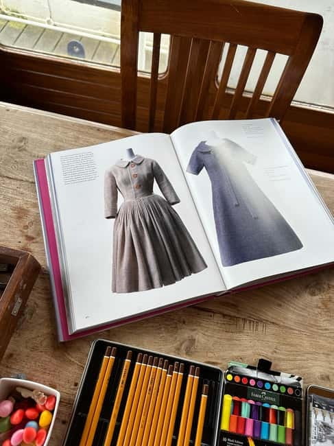 Fashion Design Workshop & Brunch on a Seine River Boat Paris - The Scenic Views and Notable Highlights