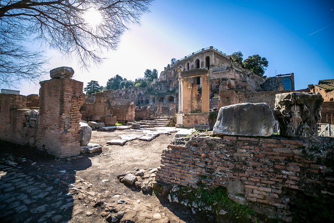 Fast Access Guided Tour of the Colosseum & Ancient Rome with a Roman Guide - Who Should Consider This Tour?