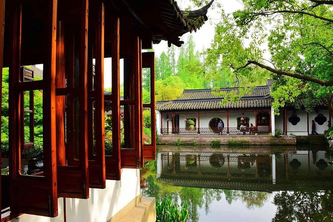 Fast Pass Priority: Hangzhou Essential Day Tour with Authentic Lunch - Who Should Consider This Tour?