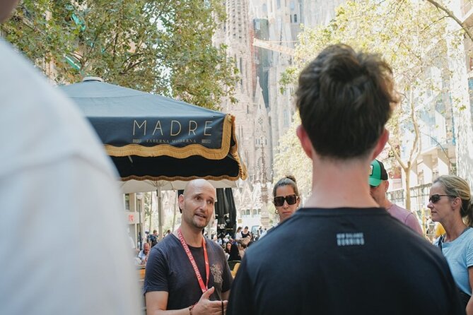 Fast Track: Sagrada Familia Guided Tour - Positive Traveler Feedback