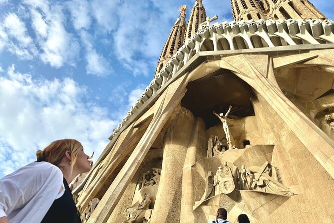 Fast Track: Sagrada Familia Guided Tour - Tips and Recommendations