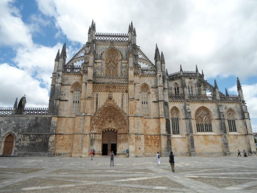 Fátima, Batalha, Alcobaça, Nazaré and Óbidos Private Tour - A Closer Look at the Itinerary and What You’ll Experience
