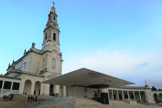 Fatima Day Tour From Algarve - Additional Considerations