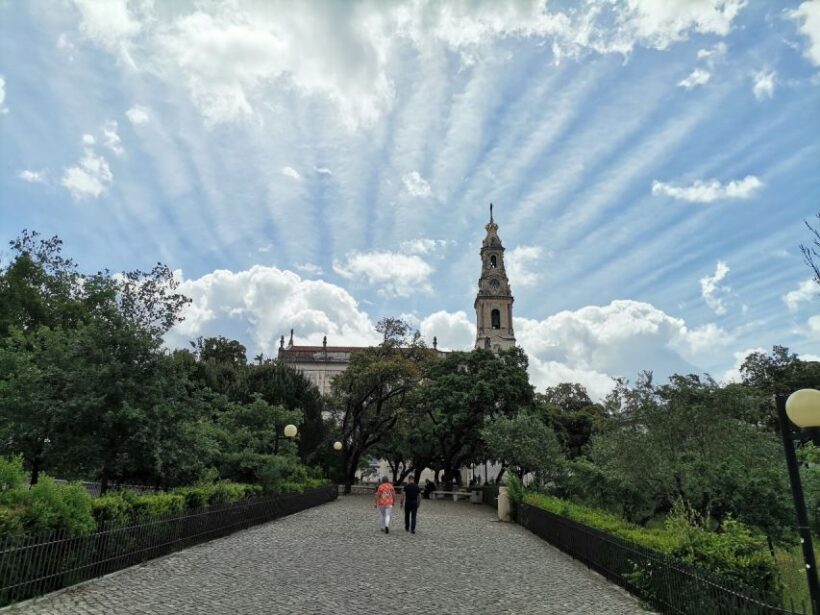 Fátima Full-Day Private Personalized Tour from Lisbon - FAQ