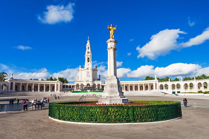 Fátima Half Day Private Tour Lisbon W/ Optional Candle Procession - Key Locations and Highlights