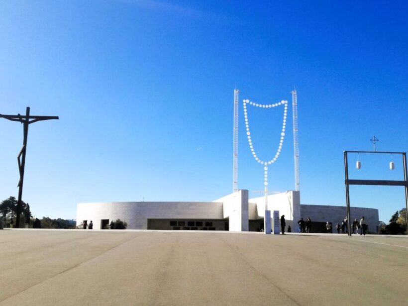 Fátima: Highlights of the pilgrims in half day private tour - The Sanctuary of Our Lady of Fátima