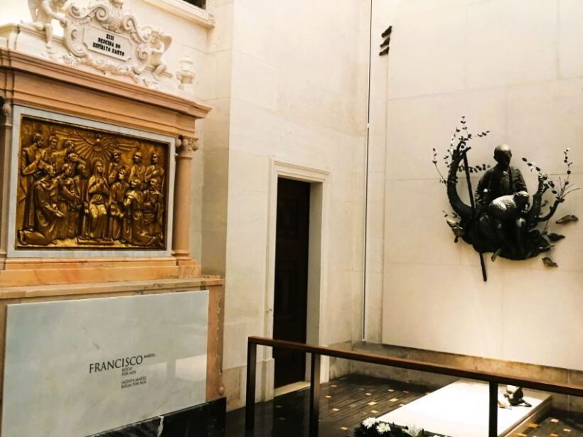 Fátima: Highlights of the pilgrims in half day private tour - Time for Reflection and Photos