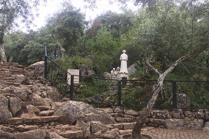 Fátima Message Private Tour With Candle Procession From Lisbon - Exploring the Fátima Message