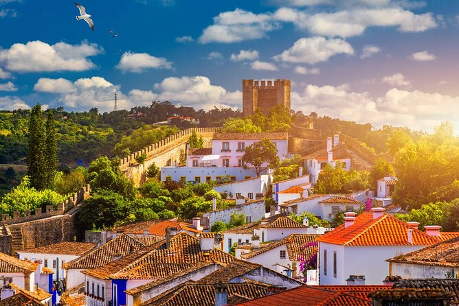 Fátima, Nazaré and Obidos Full Day Tour - Start at Fátima: A Shrine of World Significance