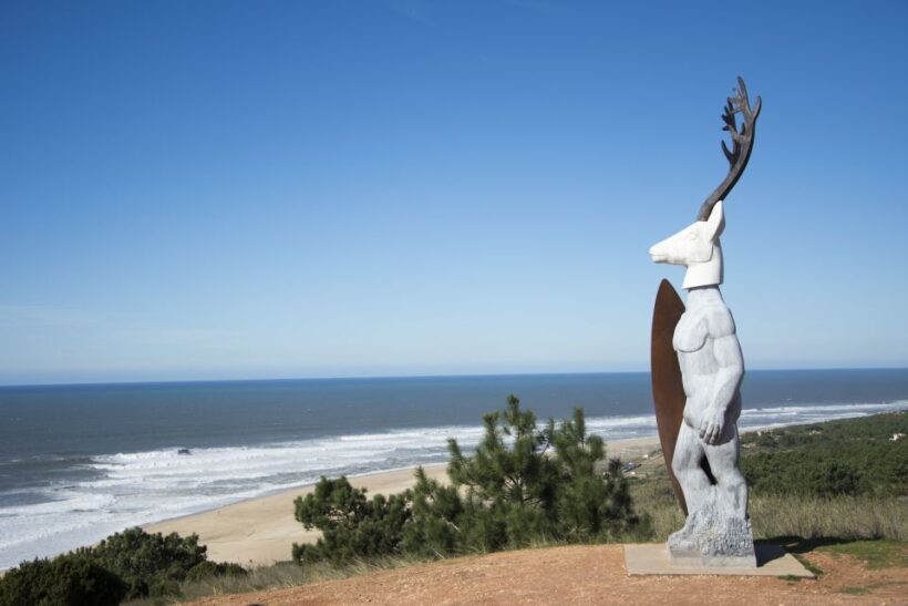 Fátima, Nazaré, and Óbidos: Small Group Tour From Lisbon - Nazaré: The Coastal Wonder