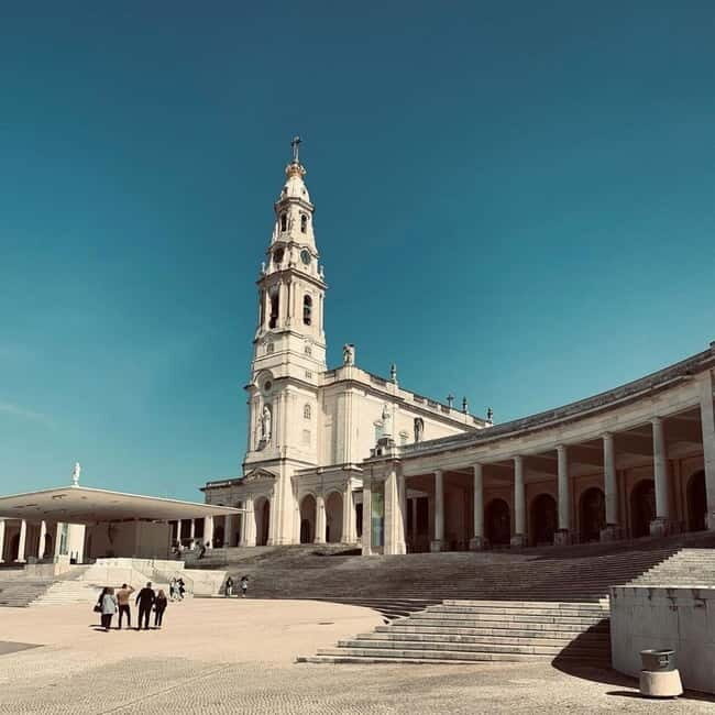 Fátima, Nazaré & Óbidos: A Scenic Day Trip from Lisbon - An In-Depth Look at the Tour